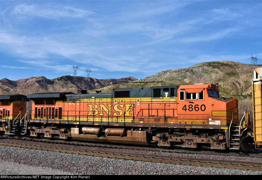 BNSF 4860